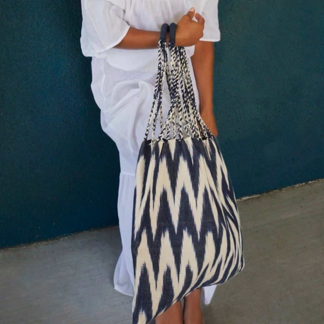 Organic Dyed Handwoven Tote Bags by Tz'utuji Artisans | Sol Authentica